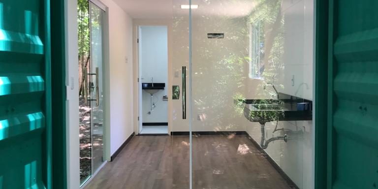 Kitnet container | Projeto customizado entregue na Península de Marau