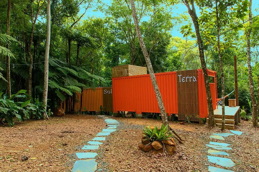 Conheça alguns projetos de chalé feito com container